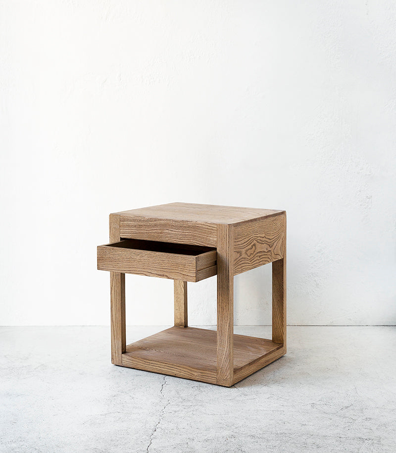 'Aspen' Bedside Table – Indie Home Collective